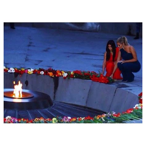 Of Kim Kardashians Best Role Model Moments Teen Vogue