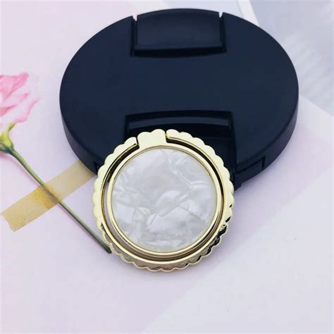 Универсальный автомобильный держатель для телефона с поворотом на 360