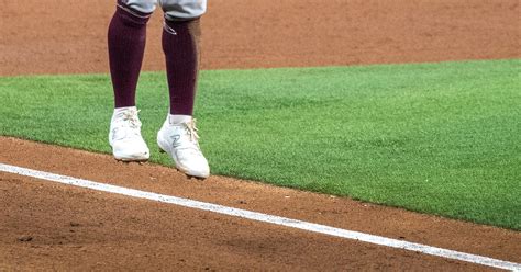 Luis Arráez Debuta Y Lidera La Paliza De Los Padres Sobre Los