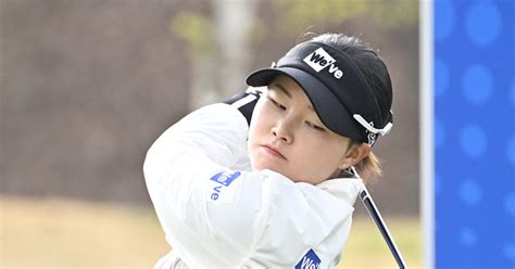 임희정 스윙연습하는 ‘사막여우 포토엔hd