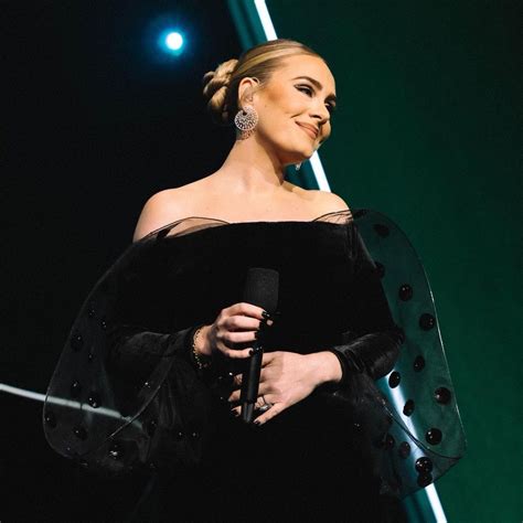 The 10 Best Natural Diamond Jewels Adele Wore During Her Weekends In