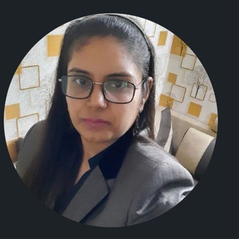 Charneet Kaur Linkedin