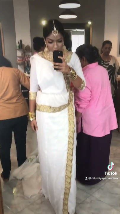 ඇස් අස්සෙන් සොකරි නටනවා 🤍🌼 Youtube