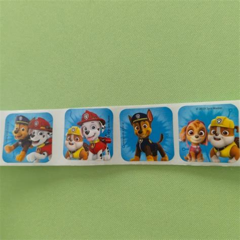 ВКД Очень много наклеек Щенячий патруль почти 4 метра рулончик Ширина 3 см Старт 1