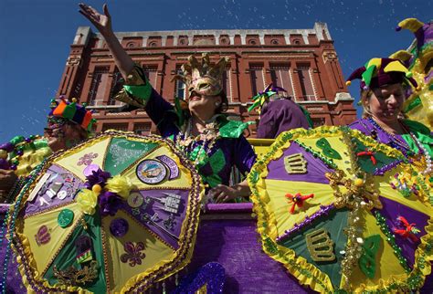 100 Mardi Gras Pictures