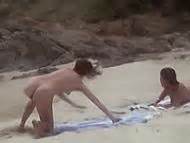 Naked Emmanuelle Béart in Premiers désirs