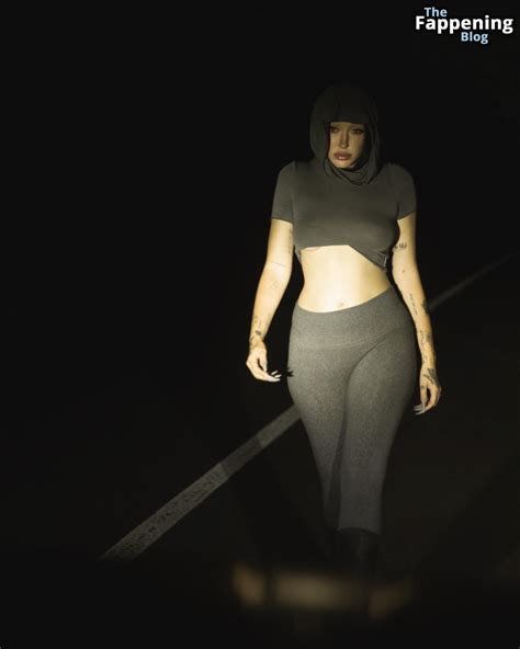 Noah Cyrus Braless 7 Photos Thefappening