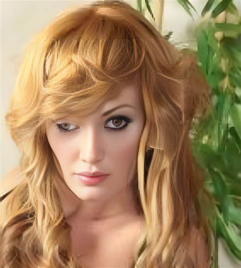 Lea Di Leo Actress Height Weight Wiki Biography Boyfriend Age Movies Videos Photos And