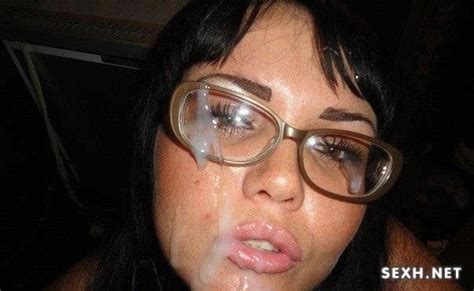 Обнаженные обольстительницы приглашают заняться сексом Pic