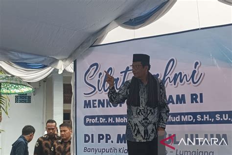 Mahfud Md Ajak Santri Ponpes Miftahul Ulum Lumajang Jaga Nkri Antara News