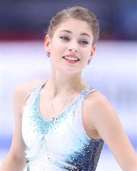 Aliona Kostornaia Angel Фигурное катание Фотографии подростков Спорт