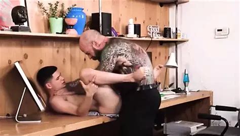 Jack Dixon 巨大的鸡巴操逼 4 Xhamster