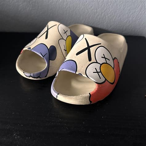 Kaws X Elmo Slides ️ Worn A Couple Times Depop