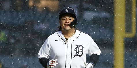 Miguel Cabrera Ties Mel Ott With 511th Hr
