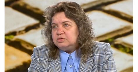 Доц Наталия Киселова Мария Габриел наруши Конституцията