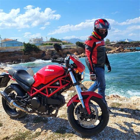 Ducati Monster 695