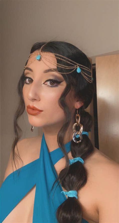 Princess Jasmine Hair And Makeup Princess Jasmine Hair Jasmine Hair Jasmine Halloween Costume