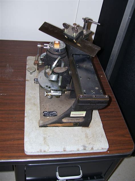 American Optical Heavy Duty Sliding Microtome Microscopy And Imaging Center