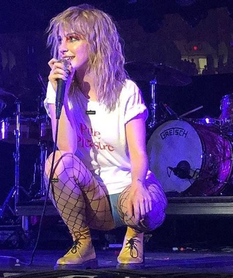 Pin By Alita On Hayley Williams Hayley Williams Hayley Paramore Paramore Hayley Williams