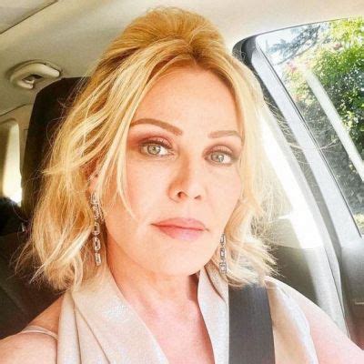 Gail Ogrady Wiki Age Height Net Worth Husband Updated On January