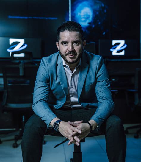 about leandro ferreira medium