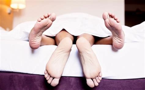 जनए सकस स हन वल फयद क बर म ज बनएग आपक हलद Know benefits of