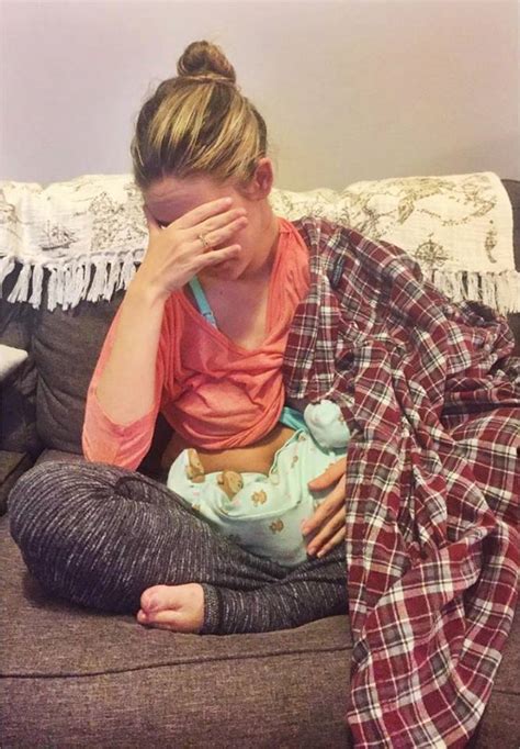 ความรู้สึกของแม่ที่กำลังให้นมลูก สุธีรา เอื้อไพโรจน์กิจ