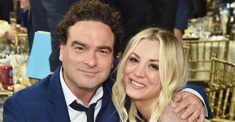 Kaley Cuoco Johnny Galecki Reflect On How They Fell In Love On ‘big