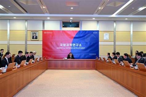 대한민국 국방부 📢 국방부장관 국방과학연구소 방문 및 첨단 무기체계 개발현장 점검 신원식