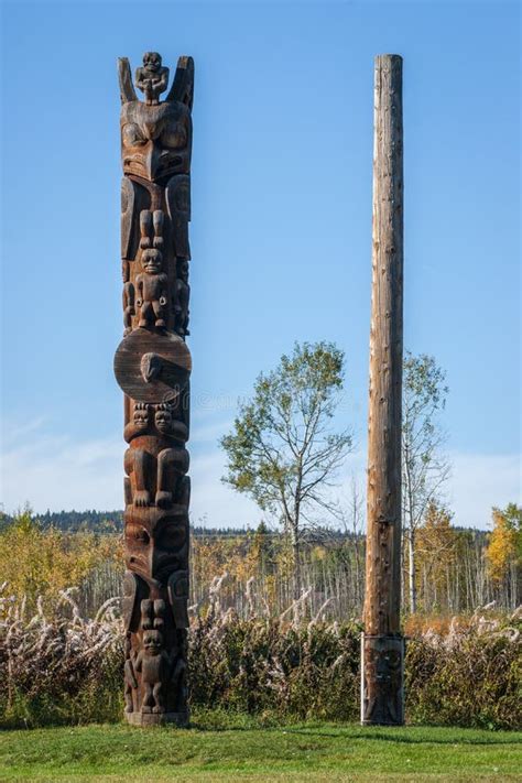 Gitxsan Totem Pole Yellowhead Hwy Stock Image Image Of Hwy16