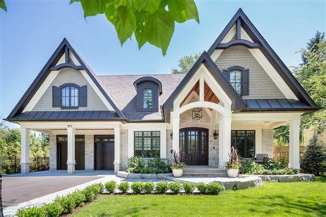 16 Eye Catching Transitional Home Designs That Will Make Your Jaw Drop