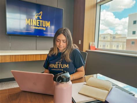 The Secret To Balancing Academics And Career Planning