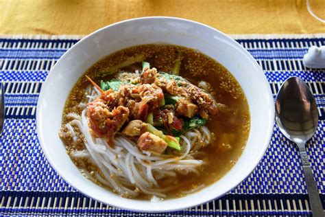 Myanmar Foods Through The Lens Of Travelers