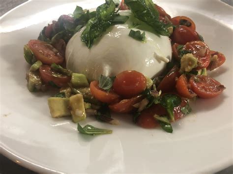 ресторант Опитахте ли нашето ново обедно меню ТОП ПРЕДЛОЖЕНИЯ Понеделник започваме с