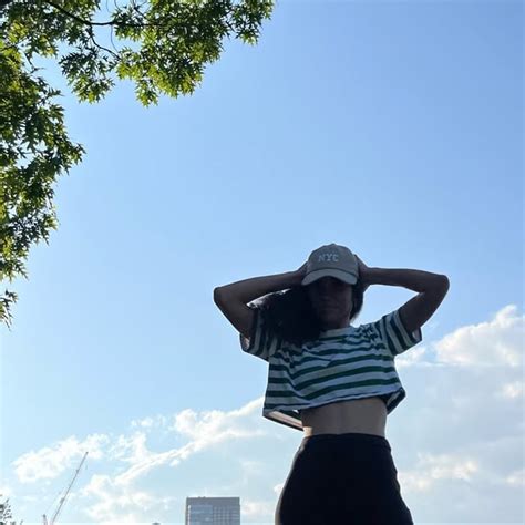 Lau Lau Gohe Threads Say More