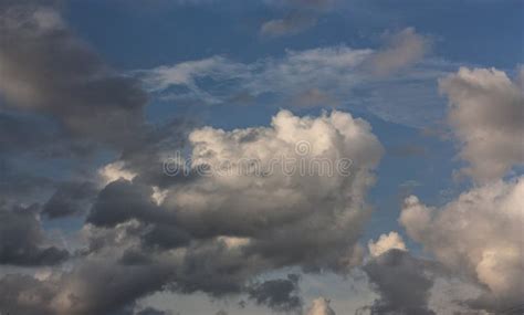 A Dark Big Cloud And Small Curly Clouds Stock Image Image Of Outdoors Cumulonimbus 89622071