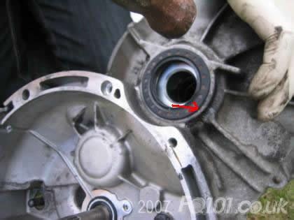 Drive Shaft Oil Seal Change