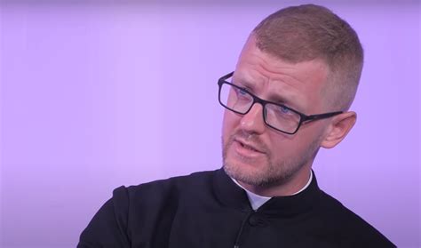 Hodász András Atyát Gyerekkorában Molesztálta Egy Pap Szmohu