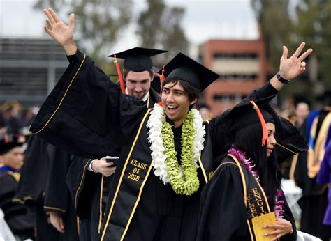 Photos Csulb Commencement Season Kicks Off With Engineering Students