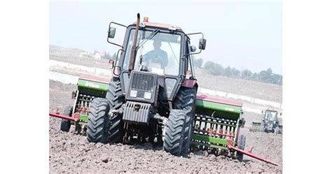 Фондове за земя разпродават