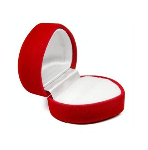 Червена велурена кутия сърце Опаковки Кристина Арт бижута от естествени култивирани перли