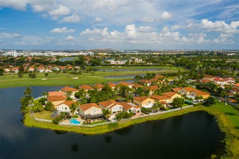 Pembroke Pines Bryan Roach Real Estate Buying And Selling In Miami