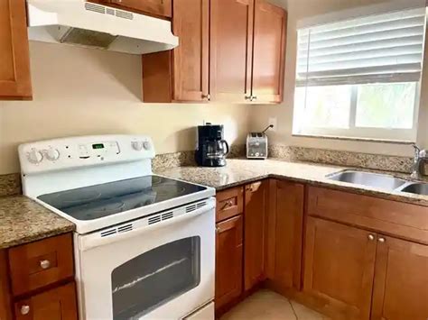 Simple Path Recovery Insurance Specializations Photos Pompano