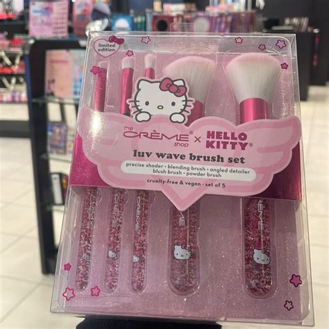 Hello Kitty Makeup The Crme Shop X Hello Kitty Y2k Luv Wave Brush