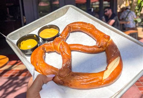 6 Of Mickeyblogs Favorite Pretzels In Disney World