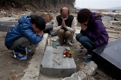 Japan Tsunami Survivors Stay Put Despite Hardships The World From Prx
