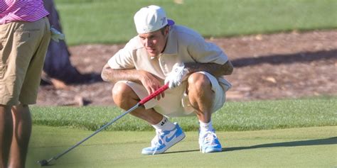 Justin Bieber Caught With His Pants Down At Swanky Los Angeles Golf