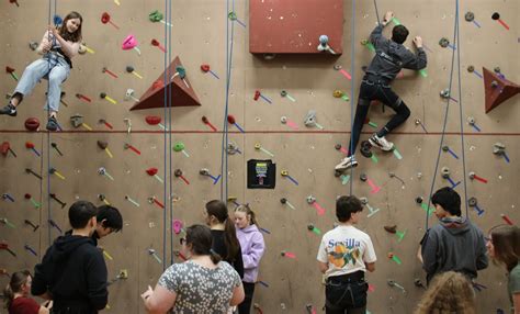 Saint Georges School 9th Grade Physics Learns Pulleys — Hands On At