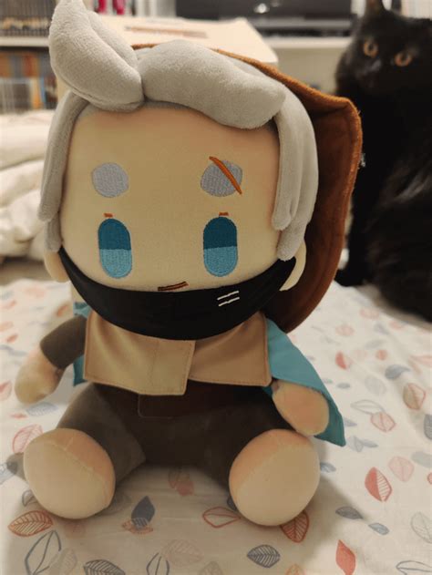 Logan Plush R Mytimeatsandrock