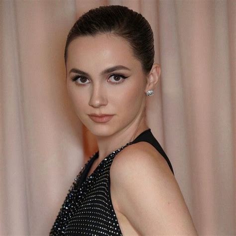 Maude Apatow Shares The Contents Of Her Beauty Bag